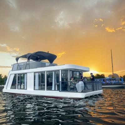 China 16 Person Capacity House Boat with Aluminum Material and 4.0m Width for sale
