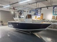 China Aluminum Fishing Center Cabin Boat Middle Pilot Vessel for Offshore Seawaters for sale