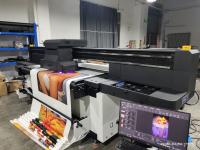 China UV Ink Roll To Roll Printer With CMYK And White For Wallpaper And UV Paper Printing for sale