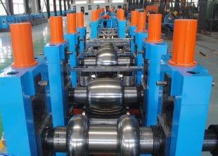 China 25-95mm Carbon Steel Tube Mill Machine 100m/min Fast Speed for sale