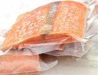 China Custom Vacuum Food Packaging Bags 80-200μm Thickness with High Barrier Protection for Meat, Fish & Cheese for sale