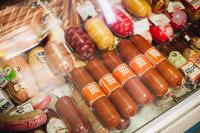 China 90mm Width Smoked Plastic Sausage Casings with 8%-20% Shrinkage and 50um-75um Thickness for sale