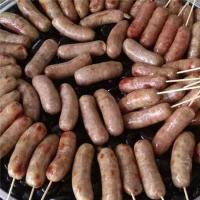 China FDA HALAL Certified Collagen Casings 15mm 32mm 15m Strand Smoked Sausages for sale