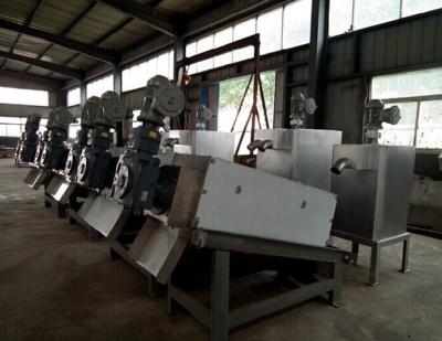 China Multi-plate Screw Filter Press Sludge Dewatering Machine 3-300m3/h Capacity for sale