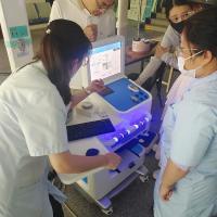 China SDK Function Medical Ultrasonic Height Weight Scale Hospital Check Health Screening Kiosk for sale