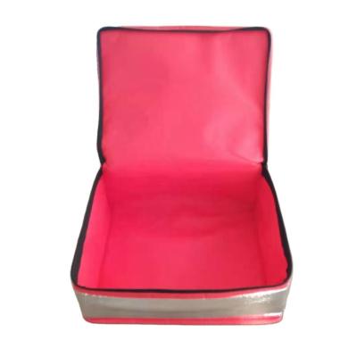 China Food Portable Carrier Mini Cooler Bag with Thermal Design and Heavy Duty Zipper Closure for sale