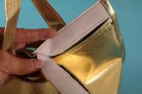 China Courier Heavy Duty Insulated Grocery Bags Closure Thermal Insulated Bag Metallic Gold Cake Portable Food for sale