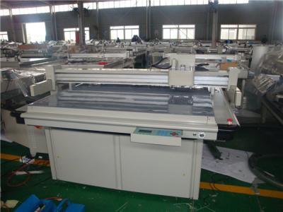 China Digital Flatbed Cutter / Corrugated Paper Cutting Machine For Various Materials for sale