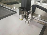 China Oscillating Knife Imitation Leather Cutting Machine , Mat Cutting Machine for sale
