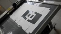 China Simple Operation Paper Box Cutting Machine Accurate Laser Position Step Motor Driver for sale