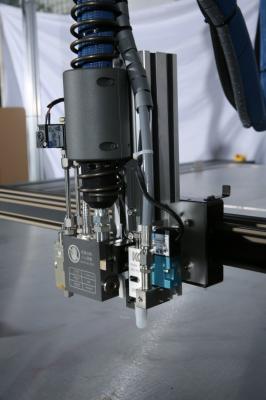 China 2-3Kg/h Glue Output Gluer Robot Perfect for Hot Melt Adhesives And Cold PVA Glues for sale