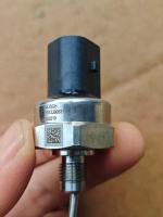 China F01ZJ00537 Fuel Pressure Sensor with High-Precision Pressure Detection and Anti-Vibration Metal Housing for sale