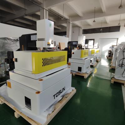 China Panasonic Servo Motor Fast Speed EDM Wire Cut Machine Dk7732c Expert for sale