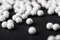 China 92% 95% 99% Ceramic Alumina Balls Grinding Mill Media Custom for sale