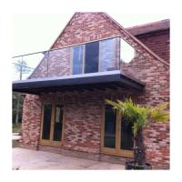 China 10mm aluminium u base toughened glass balustrade panels powder coated balcony railings for sale