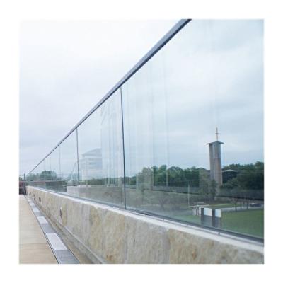 China 10mm u channel glass balustrade systems roof balustrade for sale