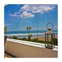 China Aluminum Stair Railing Balcony Top Mounted Aluminum U Channel Tempered Glass Frameless Railing for sale