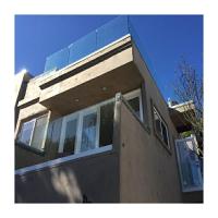 China Modern U Channel Glass Railing Stair Banister Fence With Roof WA-RAL1338 for sale