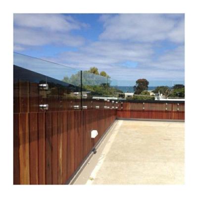 China Sweden standoff glass fencing roof standoff top railing for sale