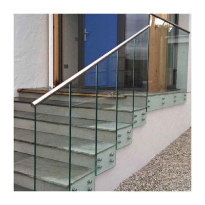 China Easy to use glass standoff frames front porch standoff railings and posts for sale