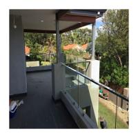China Nigeria glass spigot clamps railing concrete balcony spigot railing for sale