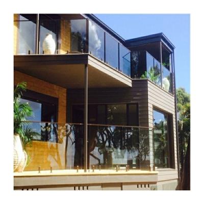 China Uzbekistan glass with spigot railing garden spigot glass balustrade for sale