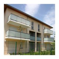 China EN2190 glass banister balcony balustrade banister rail for sale
