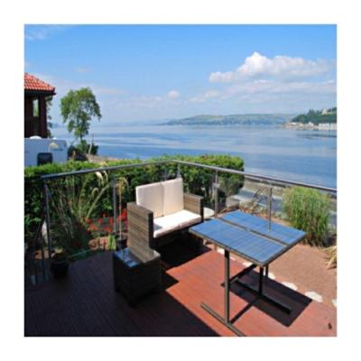 China Tmepered glass balustrade brown deck with white railing deck railing for sale
