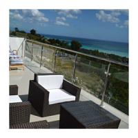 China Blue glass fencing roof handrail systems side mounted glass railing for sale