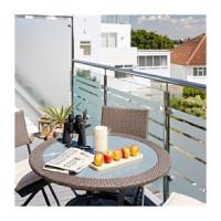 China Led glass fence pvc balcony railings stair balustrade for sale