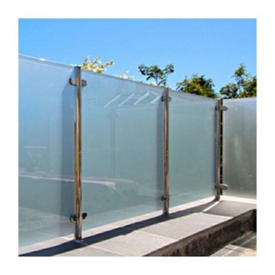 China EN 12150 glass balusters roof railing systems clear glass railing for sale