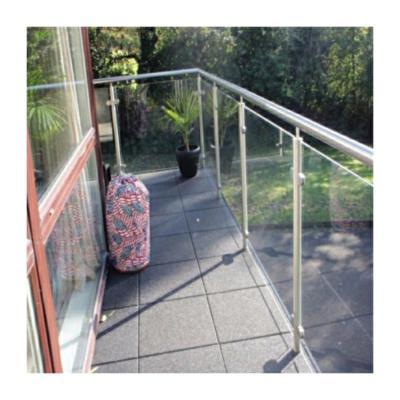 China Clear glass handrail wooden balcony fence baluster kit for sale