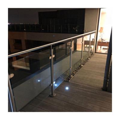 China Tmepered glass fencing frameless glass balcony balustrade panel garden fencing for sale