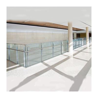 China Low iron glass guardrail patio windbreak fence ultra white glass clear railing for sale