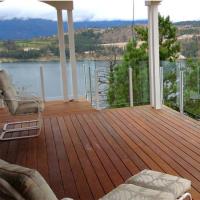China Aluminum louver fence glass handrail balcony model aluminum railing deck with glass for sale