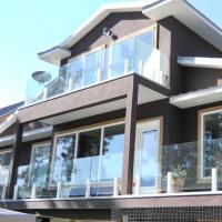 China Aluminum cable railing systems for decks tempered glass railing style aluminum railing with glass panels for sale