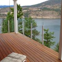 China Aluminum cable railing systems for decks tempered glass railing style aluminum railing with glass panels for sale