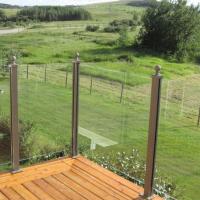 China 42 inch aluminum deck railing glass panels balustrade design aluminum railing with tempered glass for sale