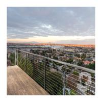 China Roof terrace glass balustrade stainless steel cable railing prices poultry wire fence for sale