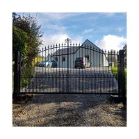 China Simple Iron Gate Grill Designs Antique Wrought Iron Driveway Gate For Sale Iron Gate Designs for sale