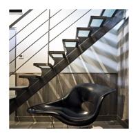 China Glass tread stairs mono stringer straight glass stainless steel staircase for sale