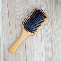 China Fashionable Air Cushion Comb Anti Static Beauty Care Make Tools For Daily Hair Care for sale