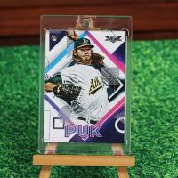 China UV Protection Magnetic Card Holder for 35pt Cards in Rigid Polypropylene Clear Trading Card Case for sale