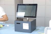 China MJK Hotel Desktop Self-Service Room Card Dispenser Check-in Kiosk with Self-Printing Payment Touch Screen Kiosk SDK Function for sale