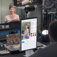 China MJK 15.6 Inch Live Streaming Machine Desktop Version New Arrival for Tiktok Facebook Live-Stream Service Equipment for sale