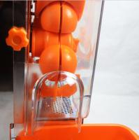 China Electric Zumex Orange Juice Machine Commercial Citrus Juicers For Cafes / Juice Bars for sale
