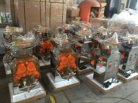 China Stainless Steel Orange Juicer Machine High Efficiency 110V / 220V for sale