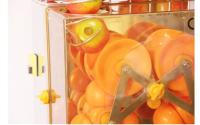 China Automatically Commercial Orange Juice Squeezer / Fruit Juice Extracting Machine for sale