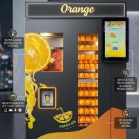China Cooling Temperature 5-10 celcuis Orange Juice Vending Machine Featuring Coin Cashier Easy Operation And Service For Cafeterias for sale
