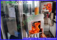 China 410ml  Mobile Payment LED Display Orange Juice Vending Machine for sale